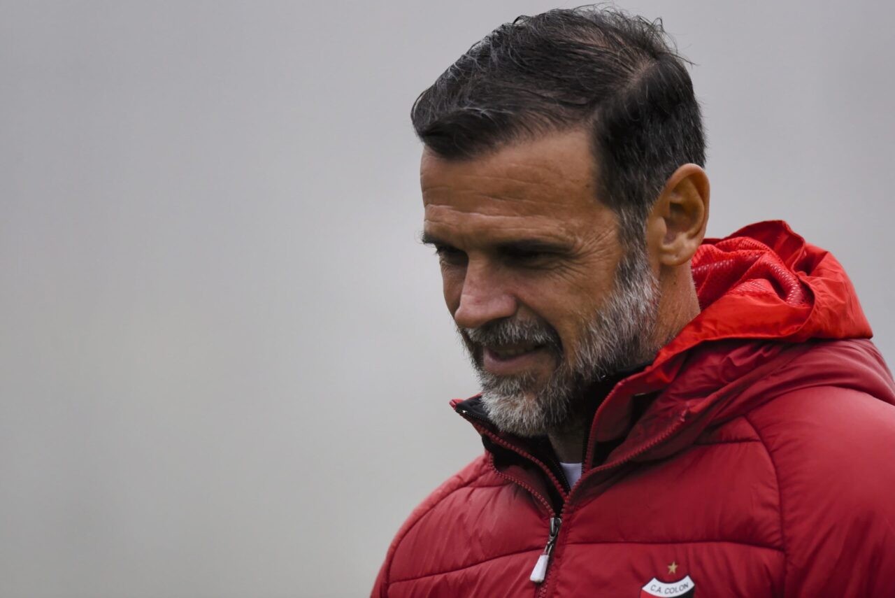 Andrés Yllana dejó de ser entrenador de Colón: los motivos - Adriel Driussi